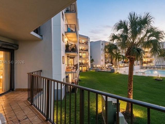 1820 W 53rd St Apt 204, Hialeah, FL 33012