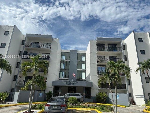 1820 W 53rd St Apt 518, Hialeah, FL 33012