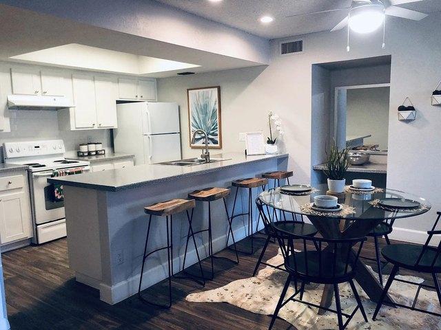 1820 W Lindner Ave, Mesa, AZ 85202