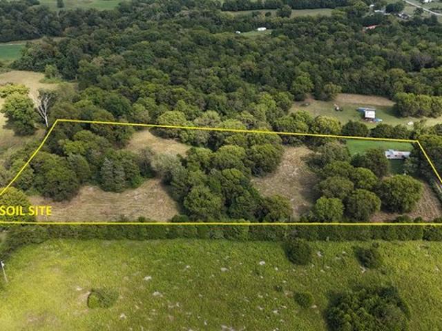 1820 Wade Brown Rd, Lewisburg, TN 37091