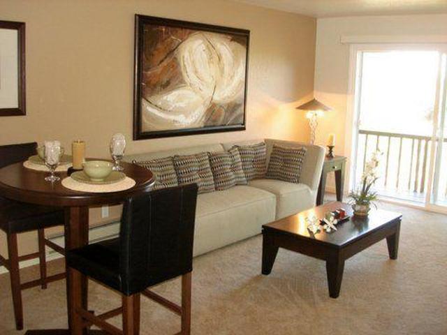 $1820 / 1br 710ft² Move in Special $300 OFF First Month Gated Train Bus $199 Deposit