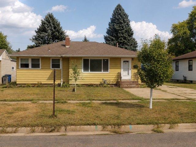 1820 5th St S, Moorhead, MN 56560