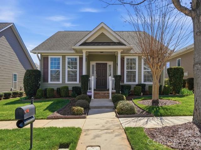 18210 Ebenezer Dr, Cornelius, NC 28031