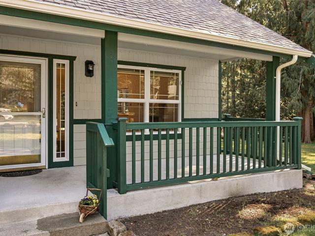 18210 Park Ln SE, Yelm, WA 98597 | MLS #2502 | Compass