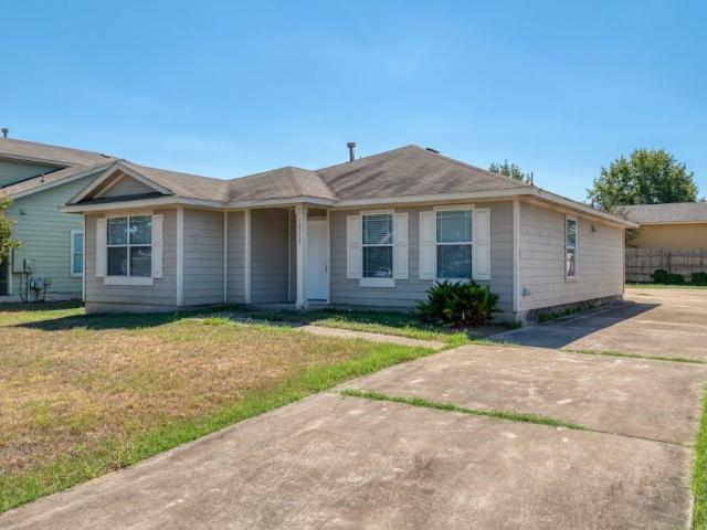 18217 Flathead Dr