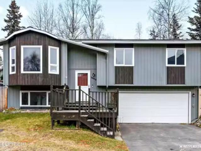 18215 HIDDEN FALLS AVE, EAGLE RIVER, AK 99577 Single Family Re.