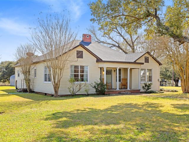 18218 Buck Road