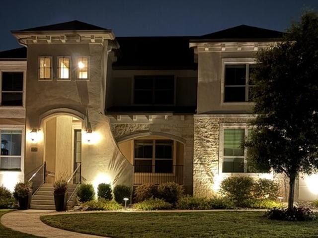 18219 Abingdon Pl