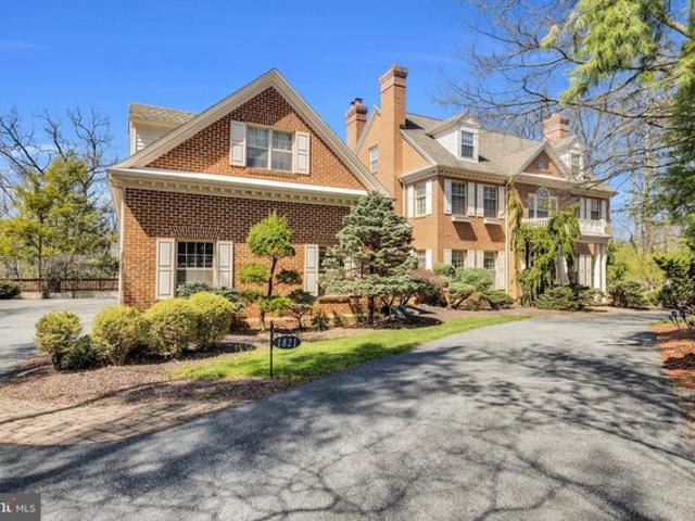 1821 Museum Rd, Wyomissing, PA 19610