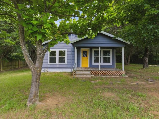 1821 N State Highway 19