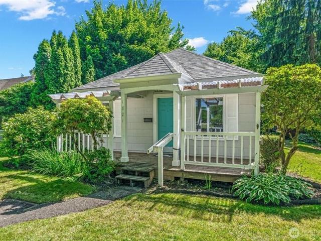 1821 Nichols Blvd, Longview, WA 98632