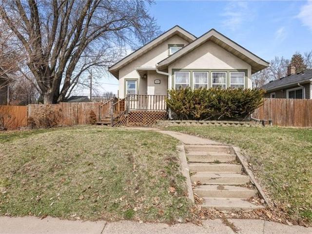 1821 Case Ave E, Saint Paul, MN 55119