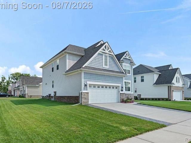 1821 Emerald Lane