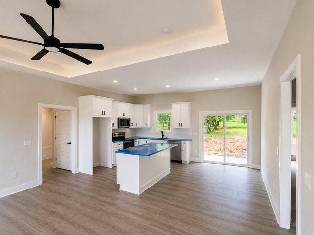 1821 Francis Ferry Rd, McMinnville, TN 37110