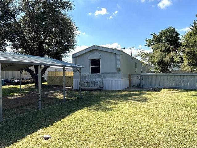 1821 Gale Dr, Pelican Bay, TX 76020 | MLS #21201 | Compass
