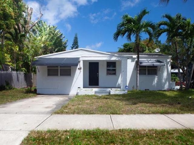 1821 Harding St, Hollywood, FL 33020