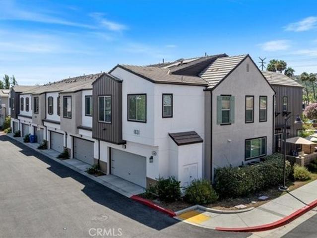 1821 Poppy Dr, Simi Valley, CA 93065