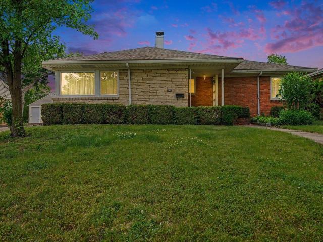 1821 Rockne Drive