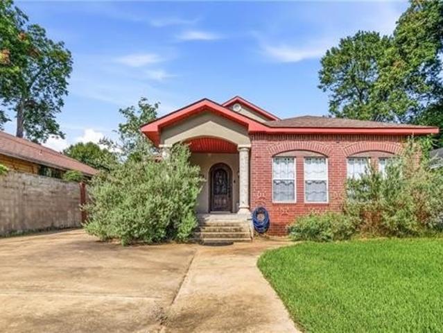 1821 Stanford St, Alexandria, LA 71301