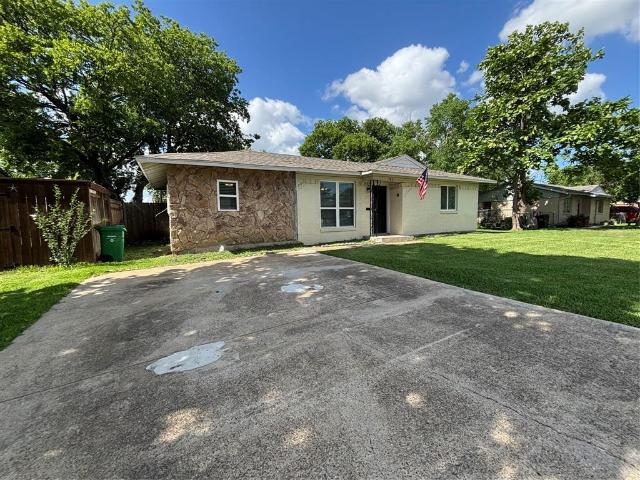 1821 Sandy Lane