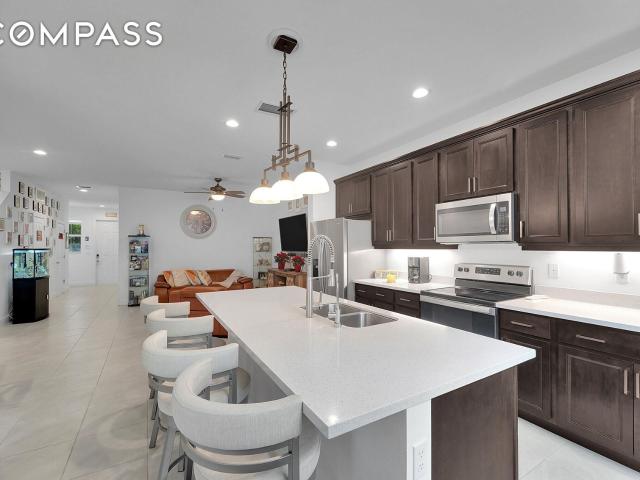 1821 Sandpiper Pointe Pl 1821, Deerfield Beach, FL
