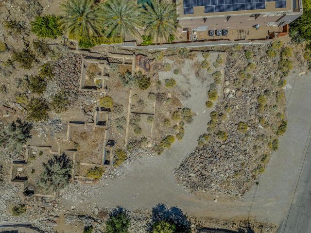1821 W Crestview Dr, Palm Springs, CA 92264 | MLS #219141 PS | Compass