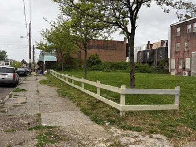 1821 W Erie Ave, Philadelphia, PA 19140