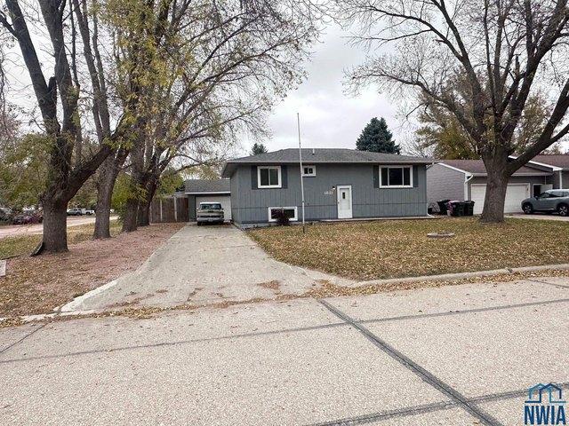 1821 Willow St, Dakota City, NE 68731