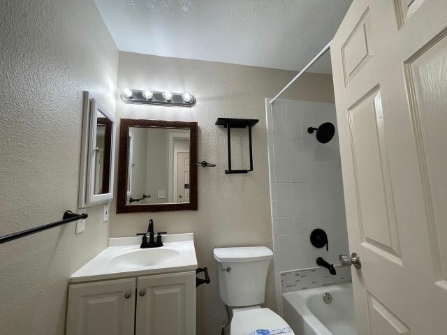 1822/1824 T Street 1 Bedroom Apartment for Rent at 1822 T Street, Sacramento, CA 95811