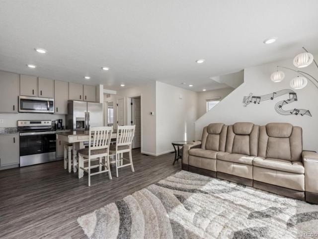 18222 E 51st Place