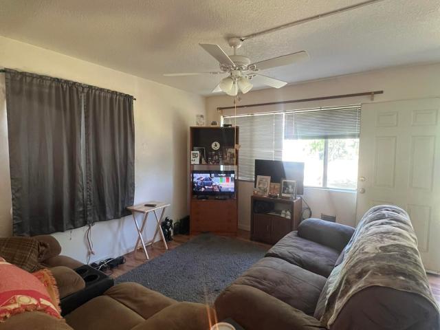 18222 Hammer Ln