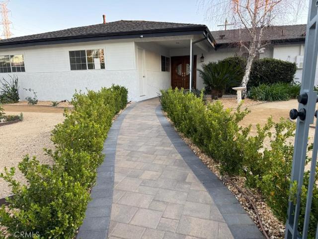 18224 Chatsworth