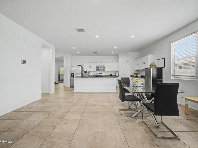 18225 n san juan street
