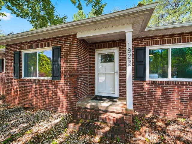 1822 Blowing Rock Boulevard