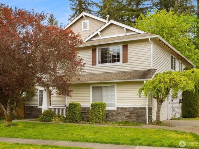 1822 Fisher Ave, Dupont, WA 98327