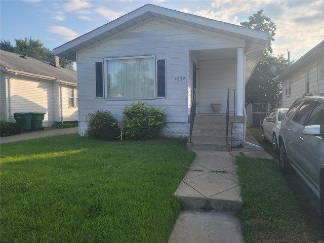 1822 Gaty Ave, East Saint Louis, IL 62205