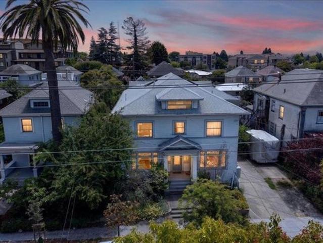1822 Hearst Ave Apt B, Berkeley, CA 94703