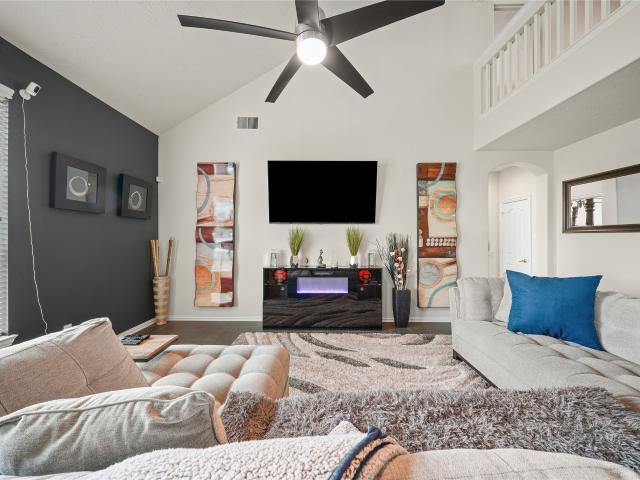 1822 Luminous Waters Ln, Rosharon, TX 77583 | MLS #38714