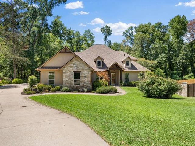 1822 Stonehaven Ct, Tyler, TX 75703