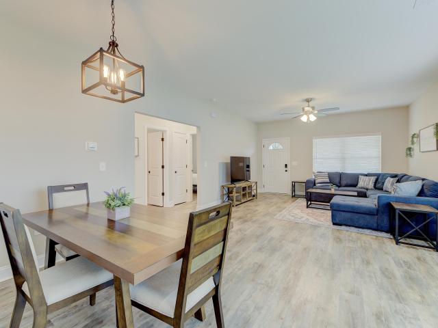 1822 Sunnyside Drive