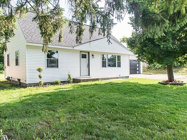 1822 W Centre Ave, Portage, MI 49024