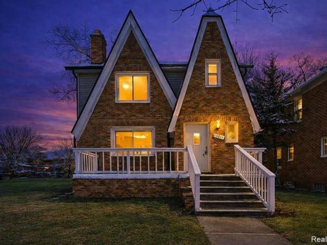 18238 Santa Rosa Dr, Detroit, MI 48221