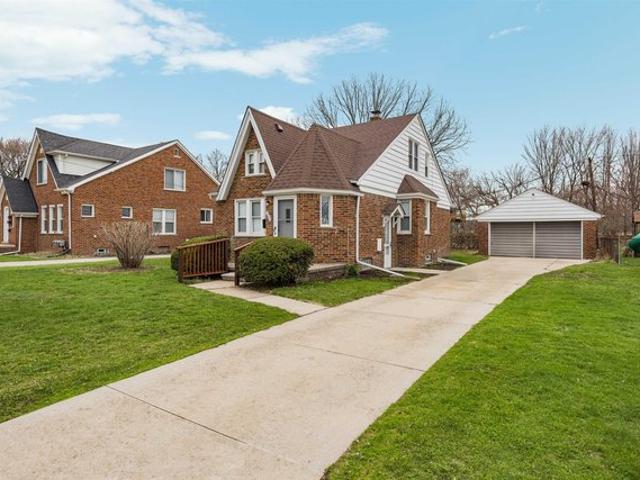 18239 Glendale St, Roseville, MI 48066