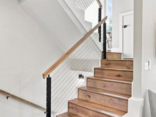 1823 Burnet St, Unit 102
