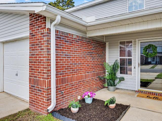 1823 Pointed Leaf Ln, Fort Walton Beach, FL 32547 | MLS #999208 | Compass