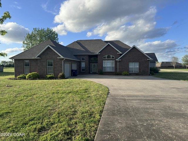 1823 W Maple St, Columbus, KS 66725