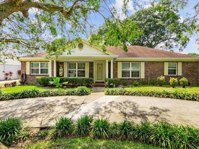 1823 3rd St SE, Winter Haven, FL 33880