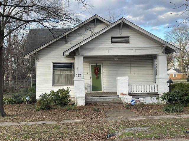 182 2nd Ave, Holly Grove, AR 72069
