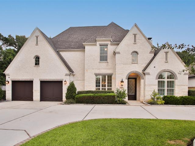 182 Caledonia Circle