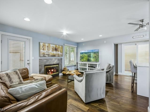 182 Clarken Dr